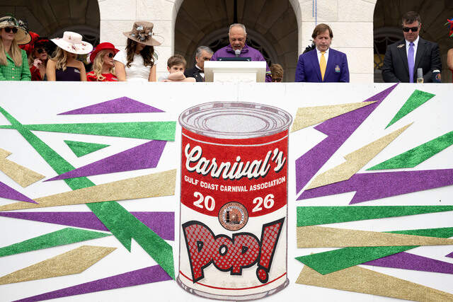 See photos from Biloxi’s last big Mardi Gras parade | Biloxi Sun Herald