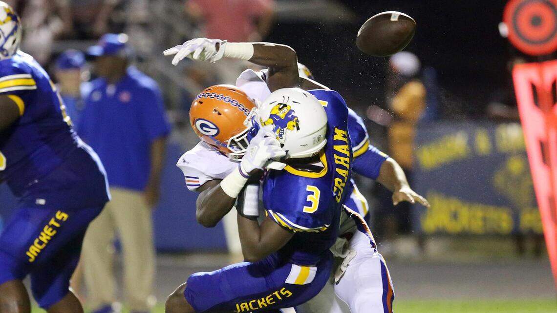 Gulfport, Auburn linebacker Derick Hall taken in NFL draft | Biloxi Sun ...